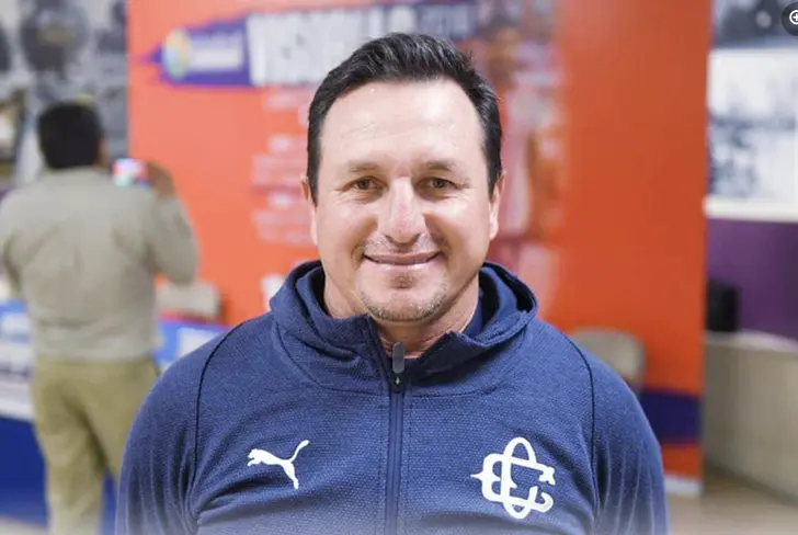 Golpeó a Blanco en un América vs Chivas, ahora Felipe Robles luce ...