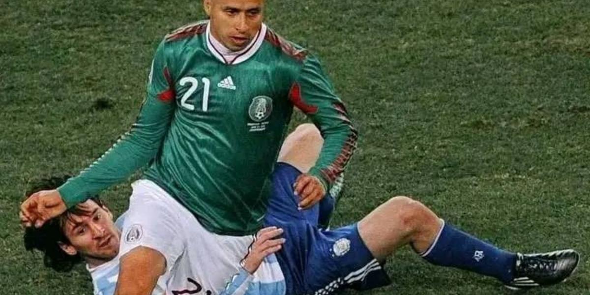 Bofo Bautista defendió al América: Sin pelos en la lengua contra Messi ...