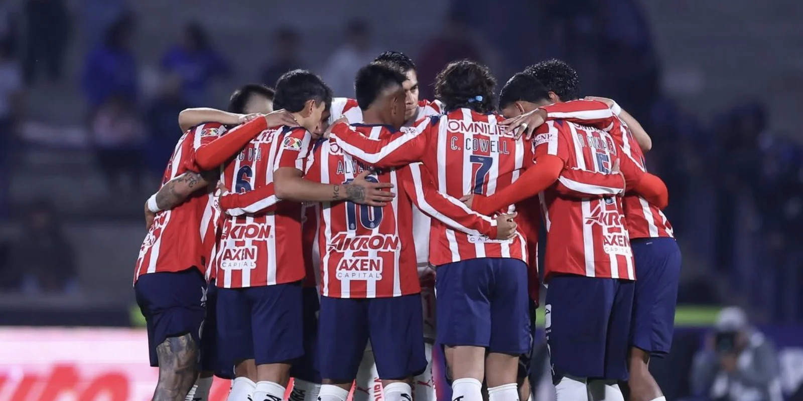 Limpia en Chivas, los tres jugadores que saldrían tras la eliminación ...