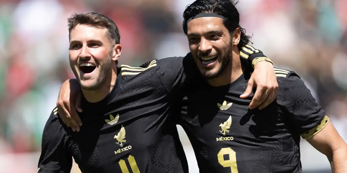 No solo por los goles, Santiago Giménez reveló el porqué Raúl Jiménez ...